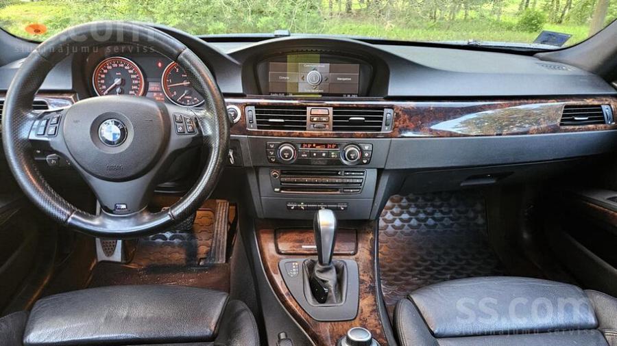Pelēks BMW 330 2008 Rēzekne, ar dzinēja tilpumu 3.00 L un nobraukumu 359 tūkst. km par 4800 €, foto 6 vietnē AUTOMOTO.COM.LV