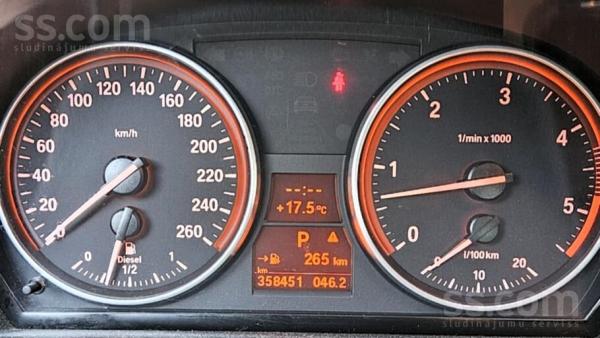 Grey BMW 330 2008 in Rezekne, with an engine capacity of 3.00 L and mileage of 359 thousand km for 4800 €, photo 6 on AUTOMOTO.COM.LV