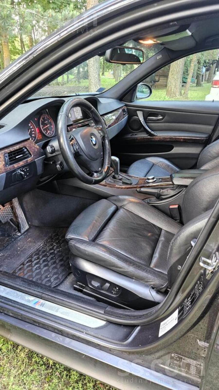 Pelēks BMW 330 2008 Rēzekne, ar dzinēja tilpumu 3.00 L un nobraukumu 359 tūkst. km par 4800 €, foto 9 vietnē AUTOMOTO.COM.LV