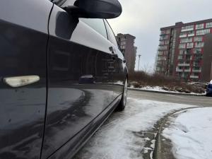 Grey BMW 330 2008 in Riga, with an engine capacity of 3.00 L and mileage of 414 thousand km for 3690 €, photo 4 on AUTOMOTO.COM.LV