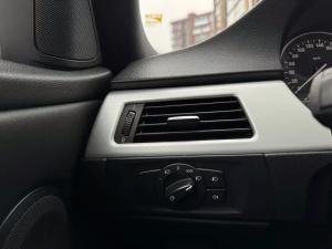 Grey BMW 330 2008 in Riga, with an engine capacity of 3.00 L and mileage of 414 thousand km for 3690 €, photo 34 on AUTOMOTO.COM.LV