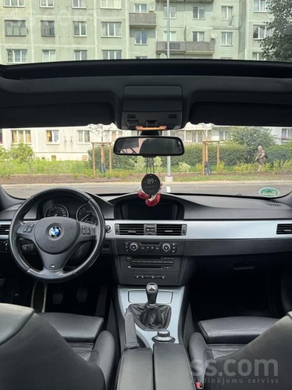 Pelēks BMW 330 2008 Rīga, ar dzinēja tilpumu 3.00 L un nobraukumu 0 tūkst. km par 5000 €, foto 8 vietnē AUTOMOTO.COM.LV