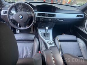 Grey BMW 330 2008 in Riga, with an engine capacity of 3.00 L and mileage of 339 thousand km for 6200 €, photo 4 on AUTOMOTO.COM.LV