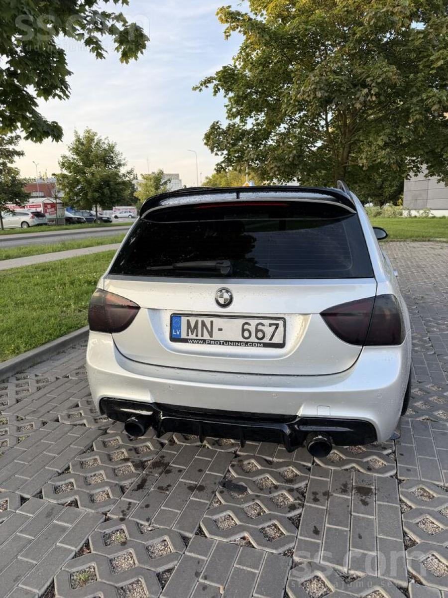 Pelēks BMW 330 2008 Rīga, ar dzinēja tilpumu 3.00 L un nobraukumu 380 tūkst. km par 7000 €, foto 5 vietnē AUTOMOTO.COM.LV