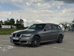 Grey BMW 330 2009 in Rezekne, with an engine capacity of 3.00 L and mileage of 275 thousand km for 7000 €, photo  on AUTOMOTO.COM.LV