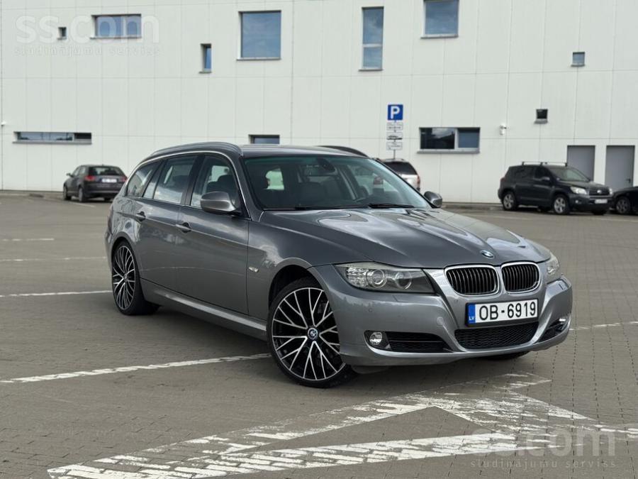 Pelēks BMW 330 2009 Rēzekne, ar dzinēja tilpumu 3.00 L un nobraukumu 275 tūkst. km par 7000 €, foto 4 vietnē AUTOMOTO.COM.LV