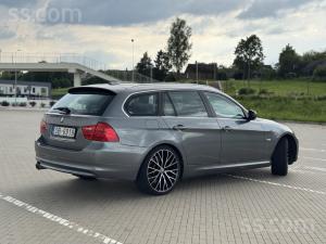 Pelēks BMW 330 2009 Rēzekne, ar dzinēja tilpumu 3.00 L un nobraukumu 275 tūkst. km par 7000 €, foto 5 vietnē AUTOMOTO.COM.LV