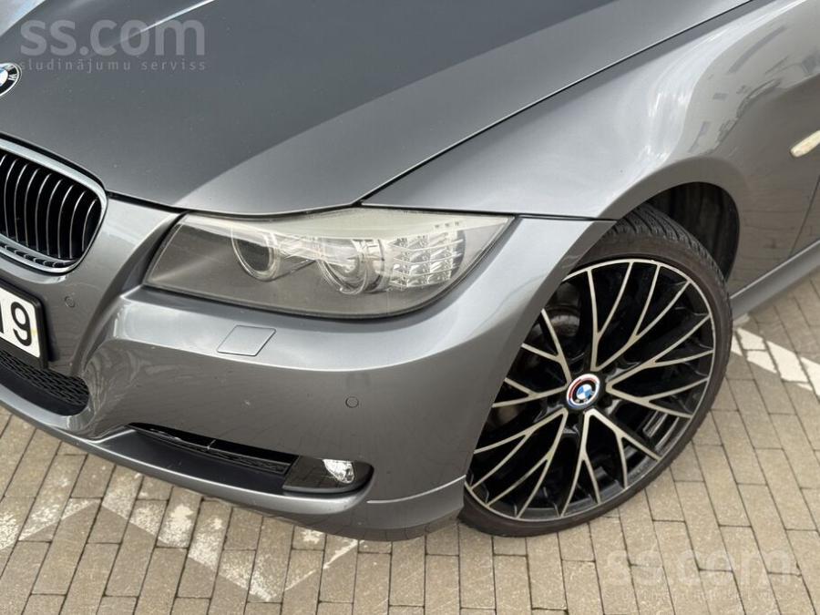 Pelēks BMW 330 2009 Rēzekne, ar dzinēja tilpumu 3.00 L un nobraukumu 275 tūkst. km par 7000 €, foto 6 vietnē AUTOMOTO.COM.LV