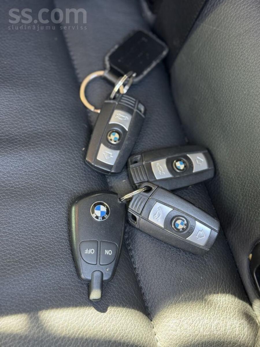 Pelēks BMW 330 2009 Rēzekne, ar dzinēja tilpumu 3.00 L un nobraukumu 275 tūkst. km par 7000 €, foto 16 vietnē AUTOMOTO.COM.LV