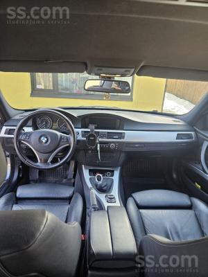 Grey BMW 330 2009 in Riga, with an engine capacity of 3.00 L and mileage of 360 thousand km for 6450 €, photo 11 on AUTOMOTO.COM.LV