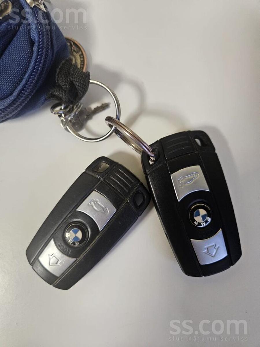Grey BMW 330 2009 in Riga, with an engine capacity of 3.00 L and mileage of 360 thousand km for 6450 €, photo 13 on AUTOMOTO.COM.LV