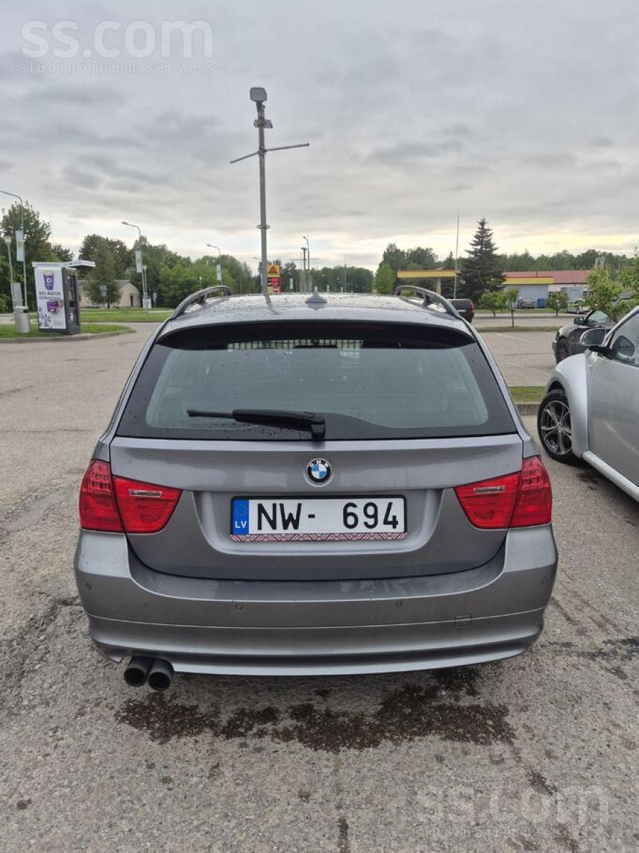 Pelēks BMW 330 2009 Preiļi, ar dzinēja tilpumu 3.00 L un nobraukumu 304 tūkst. km par 6500 €, foto 7 vietnē AUTOMOTO.COM.LV