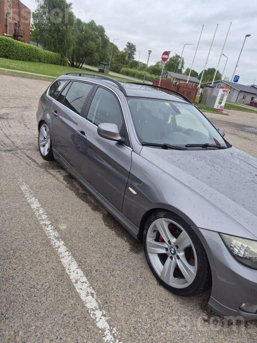 Pelēks BMW 330 2009 Preiļi, ar dzinēja tilpumu 3.00 L un nobraukumu 304 tūkst. km par 6500 €, foto 10 vietnē AUTOMOTO.COM.LV