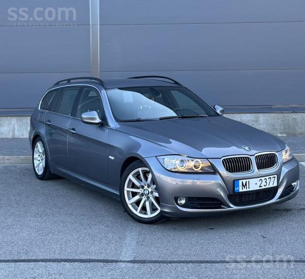Grey BMW 330 2009 in Riga, with an engine capacity of 3.00 L and mileage of 363 thousand km for 5899 €, photo 1 on AUTOMOTO.COM.LV