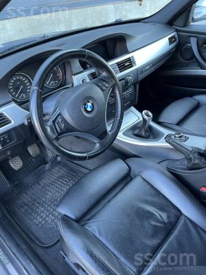 Grey BMW 330 2009 in Riga, with an engine capacity of 3.00 L and mileage of 363 thousand km for 5899 €, photo 9 on AUTOMOTO.COM.LV