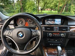 Pelēks BMW 330 2009 Rīga, ar dzinēja tilpumu 3.00 L un nobraukumu 307 tūkst. km par 5700 €, foto 6 vietnē AUTOMOTO.COM.LV