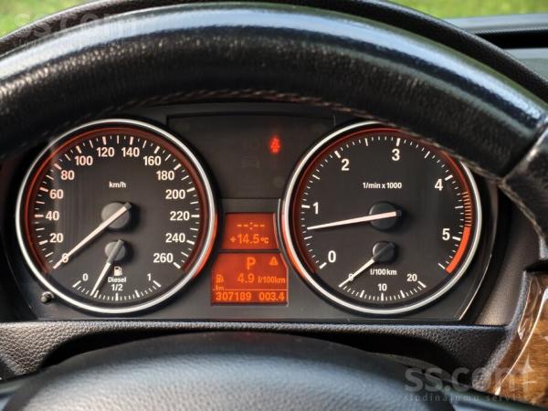 БМВ 330 2009 в Рига на AUTOMOTO.COM.LV Серый БМВ 330 2009 в Рига, объемом двигателя 3.00 л и пробегом 307 тыс. км за 5700 €, фото 7 на AUTOMOTO.COM.LV