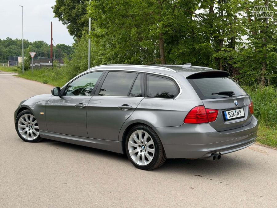 Grey BMW 330 2010 in Kaunas, with an engine capacity of 3.00 L and mileage of 323 thousand km for 4700 €, photo 9 on AUTOMOTO.COM.LV