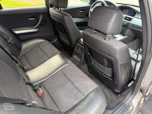 Grey BMW 330 2010 in Kaunas, with an engine capacity of 3.00 L and mileage of 323 thousand km for 4300 €, photo 13 on AUTOMOTO.COM.LV