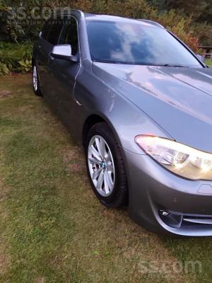 Pelēks BMW 330 2010 Jelgava, ar dzinēja tilpumu 3.00 L un nobraukumu 323 tūkst. km par 9400 €, foto 4 vietnē AUTOMOTO.COM.LV