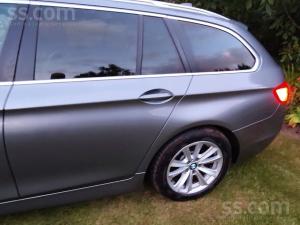 Pelēks BMW 330 2010 Jelgava, ar dzinēja tilpumu 3.00 L un nobraukumu 323 tūkst. km par 9400 €, foto 9 vietnē AUTOMOTO.COM.LV