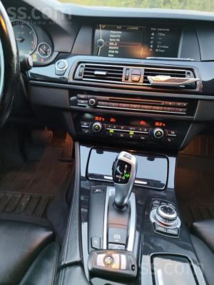 Pelēks BMW 330 2010 Jelgava, ar dzinēja tilpumu 3.00 L un nobraukumu 323 tūkst. km par 9400 €, foto 11 vietnē AUTOMOTO.COM.LV