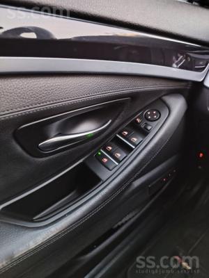 Pelēks BMW 330 2010 Jelgava, ar dzinēja tilpumu 3.00 L un nobraukumu 323 tūkst. km par 9400 €, foto 12 vietnē AUTOMOTO.COM.LV