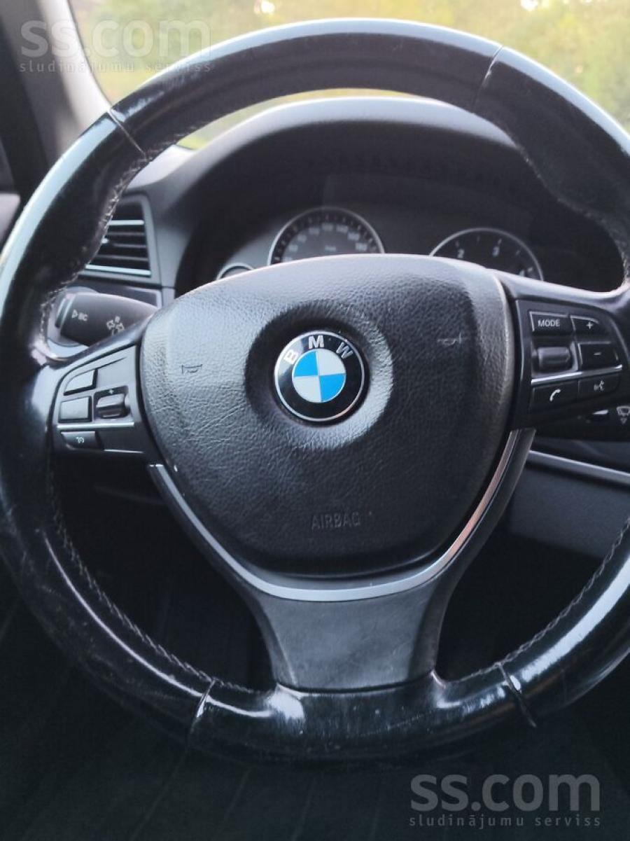 Pelēks BMW 330 2010 Jelgava, ar dzinēja tilpumu 3.00 L un nobraukumu 323 tūkst. km par 9400 €, foto 14 vietnē AUTOMOTO.COM.LV