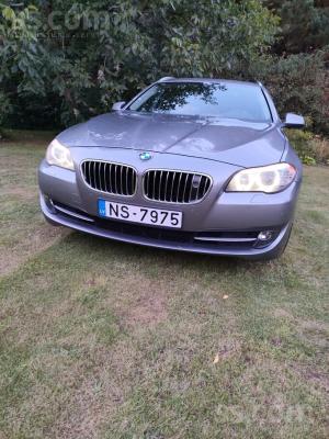 Pelēks BMW 330 2010 Jelgava, ar dzinēja tilpumu 3.00 L un nobraukumu 323 tūkst. km par 9400 €, foto 34 vietnē AUTOMOTO.COM.LV