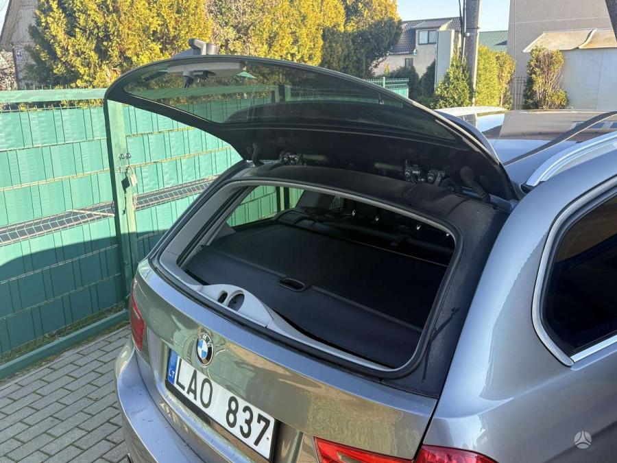 Grey BMW 330 2011 in Vilnius, with an engine capacity of 2.99 L and mileage of 443 thousand km for 4600 €, photo 5 on AUTOMOTO.COM.LV