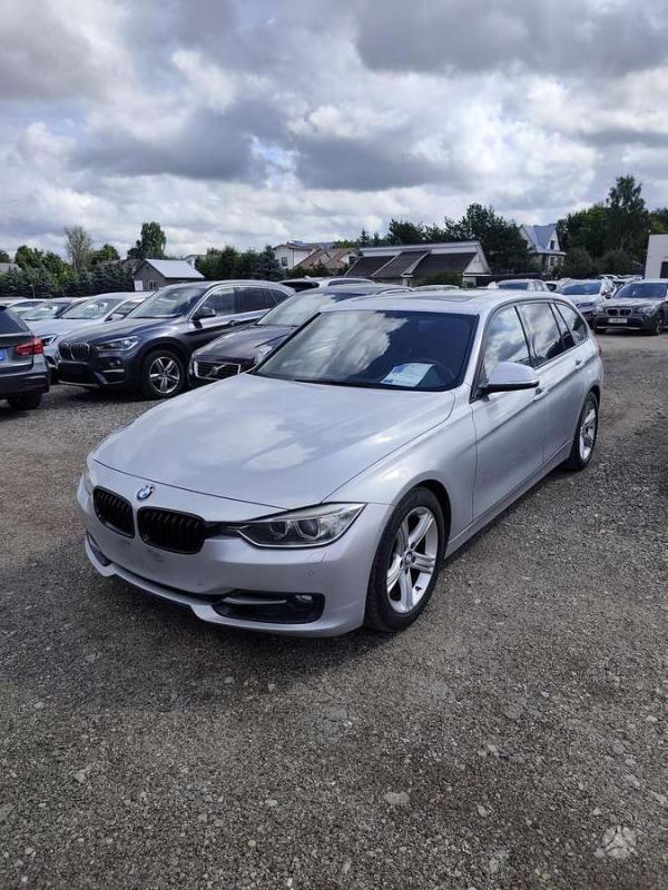 Grey BMW 330 2012 in Utena, with an engine capacity of 2.99 L and mileage of 390 thousand km for 7500 €, photo 1 on AUTOMOTO.COM.LV