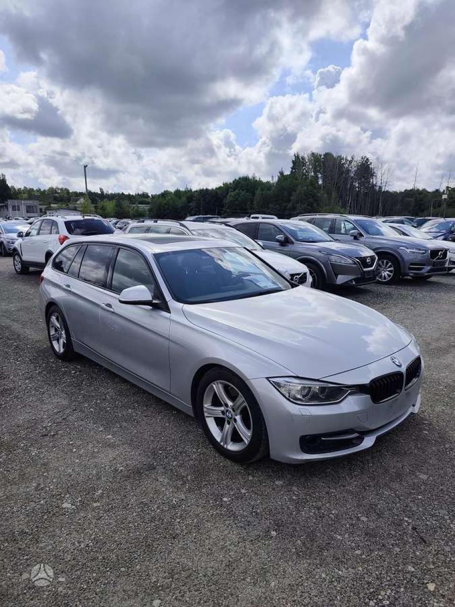Grey BMW 330 2012 in Utena, with an engine capacity of 2.99 L and mileage of 390 thousand km for 7500 €, photo 4 on AUTOMOTO.COM.LV