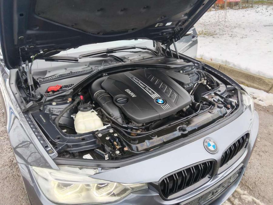 Pelēks BMW 330 2013 Marijampole, ar dzinēja tilpumu 2.99 L un nobraukumu 311 tūkst. km par 12500 €, foto 24 vietnē AUTOMOTO.COM.LV