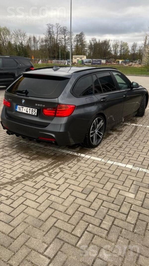 Grey BMW 330 2013 in Riga, with an engine capacity of 3.00 L and mileage of 323 thousand km for 9300 €, photo 5 on AUTOMOTO.COM.LV