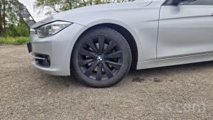 Pelēks BMW 330 2013 Bauska, ar dzinēja tilpumu 3.00 L un nobraukumu 286 tūkst. km par 8500 €, foto 7 vietnē AUTOMOTO.COM.LV