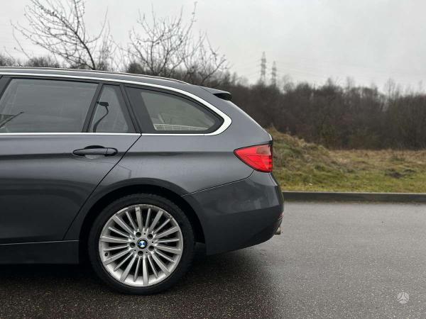 Grey BMW 330 2014 in Vilnius, with an engine capacity of 2.99 L and mileage of 272 thousand km for 8650 €, photo 9 on AUTOMOTO.COM.LV