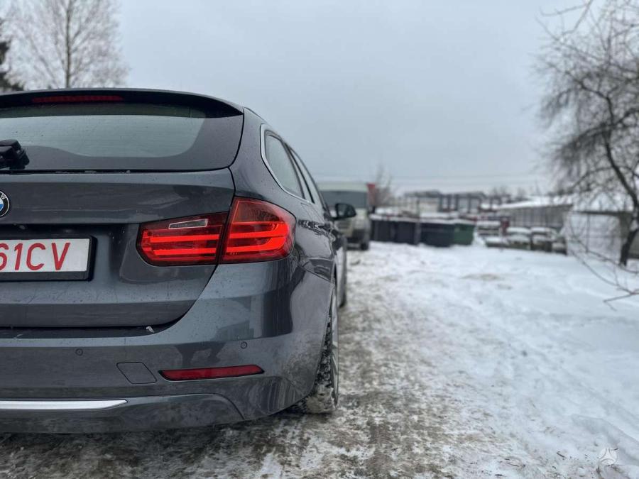 Pelēks BMW 330 2014 Viļņa, ar dzinēja tilpumu 2.99 L un nobraukumu 273 tūkst. km par 8500 €, foto 10 vietnē AUTOMOTO.COM.LV