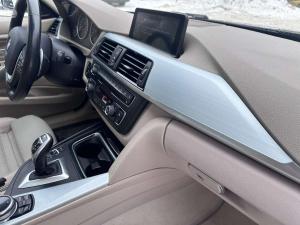 Pelēks BMW 330 2014 Viļņa, ar dzinēja tilpumu 2.99 L un nobraukumu 273 tūkst. km par 8500 €, foto 18 vietnē AUTOMOTO.COM.LV