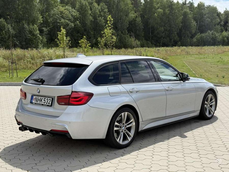 Pelēks BMW 330 2016 Viļņa, ar dzinēja tilpumu 2.99 L un nobraukumu 267 tūkst. km par 13900 €, foto 6 vietnē AUTOMOTO.COM.LV