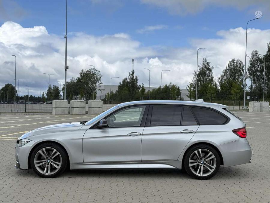 Pelēks BMW 330 2016 Viļņa, ar dzinēja tilpumu 2.99 L un nobraukumu 267 tūkst. km par 13900 €, foto 9 vietnē AUTOMOTO.COM.LV