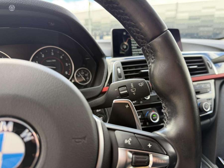 Pelēks BMW 330 2016 Viļņa, ar dzinēja tilpumu 2.99 L un nobraukumu 267 tūkst. km par 13900 €, foto 14 vietnē AUTOMOTO.COM.LV