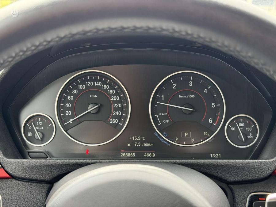 Pelēks BMW 330 2016 Viļņa, ar dzinēja tilpumu 2.99 L un nobraukumu 267 tūkst. km par 13900 €, foto 28 vietnē AUTOMOTO.COM.LV
