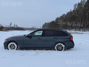Grey BMW 330 2018 in Riga, with an engine capacity of 3.00 L and mileage of 256 thousand km for 16200 €, photo 4 on AUTOMOTO.COM.LV