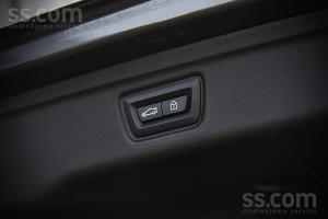 Grey BMW 330 2020 in Tukums, with an engine capacity of 3.00 L and mileage of 197 thousand km for 23990 €, photo 25 on AUTOMOTO.COM.LV