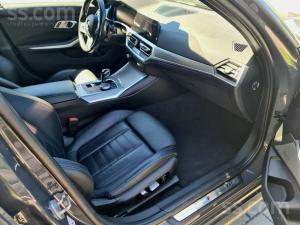 Pelēks BMW 330 2020 Rīga, ar dzinēja tilpumu 3.00 L un nobraukumu 162 tūkst. km par 27900 €, foto 16 vietnē AUTOMOTO.COM.LV