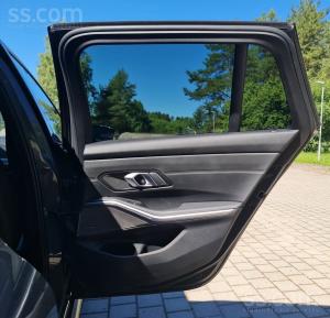 Pelēks BMW 330 2020 Rīga, ar dzinēja tilpumu 3.00 L un nobraukumu 162 tūkst. km par 27900 €, foto 18 vietnē AUTOMOTO.COM.LV