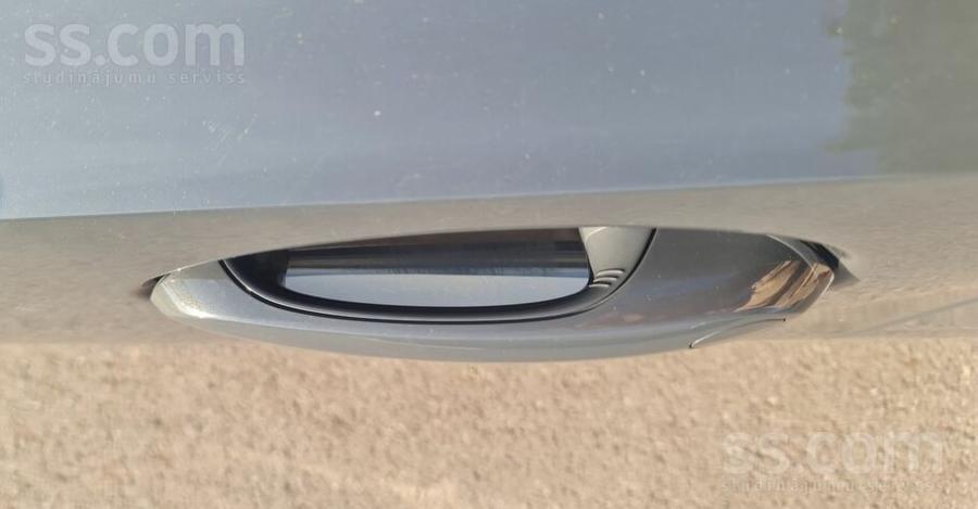 Pelēks BMW 330 2020 Rīga, ar dzinēja tilpumu 3.00 L un nobraukumu 162 tūkst. km par 26900 €, foto 17 vietnē AUTOMOTO.COM.LV