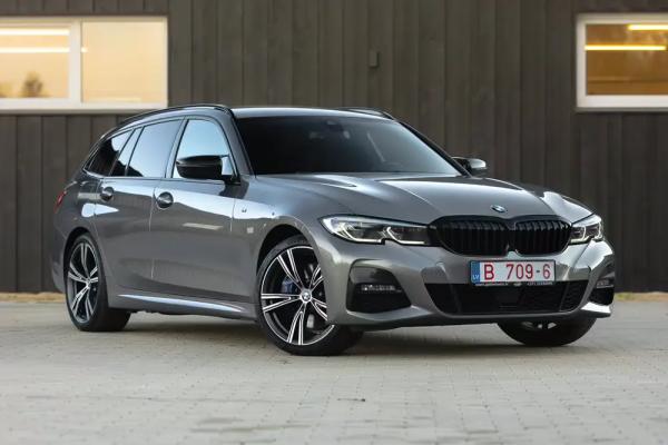 Grey BMW 330 2020 in Jelgava, with an engine capacity of 2.00 L and mileage of 173 thousand km for 24000 €, photo 2 on AUTOMOTO.COM.LV
