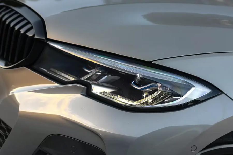 Pelēks BMW 330 2020 Jelgava, ar dzinēja tilpumu 2.00 L un nobraukumu 173 tūkst. km par 24000 €, foto 8 vietnē AUTOMOTO.COM.LV