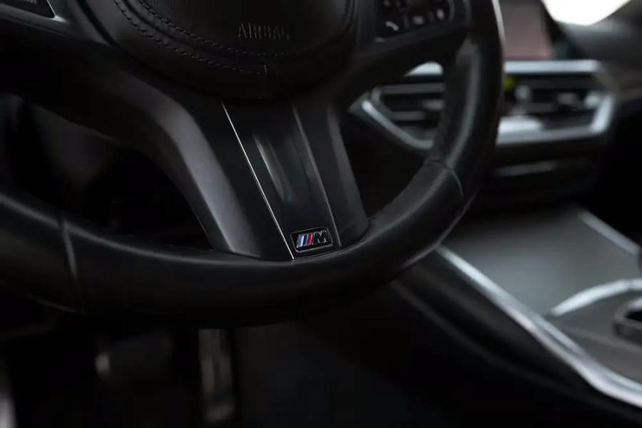 Pelēks BMW 330 2020 Jelgava, ar dzinēja tilpumu 2.00 L un nobraukumu 173 tūkst. km par 24000 €, foto 17 vietnē AUTOMOTO.COM.LV